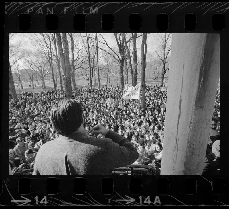 Pro-Israel rally at Tremont Street bandstand, Boston Common - Digital ...