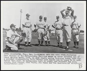 Simmons Gets the Once Over -- Portsider Curt Simmons of the ...