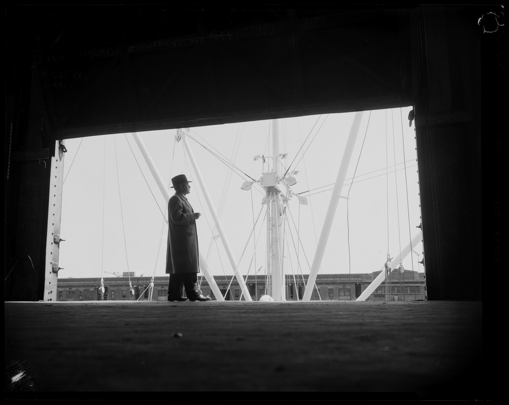 Matt Cvetic walking along Boston waterfront - Digital Commonwealth