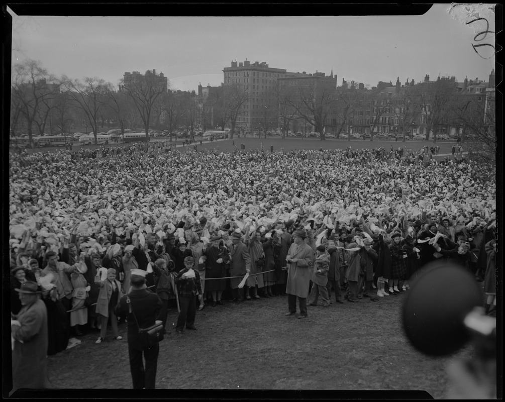 Large crowd standing in Boston Common for Billy Graham event - Digital ...