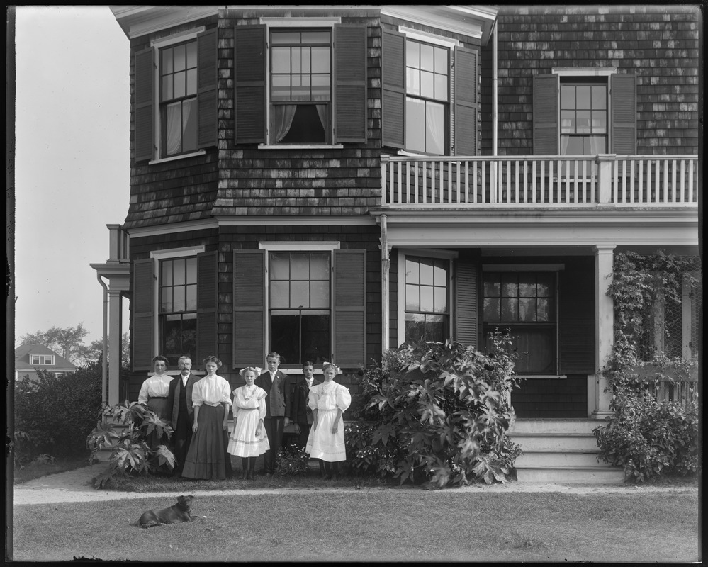 Thomas Casson and family - Digital Commonwealth