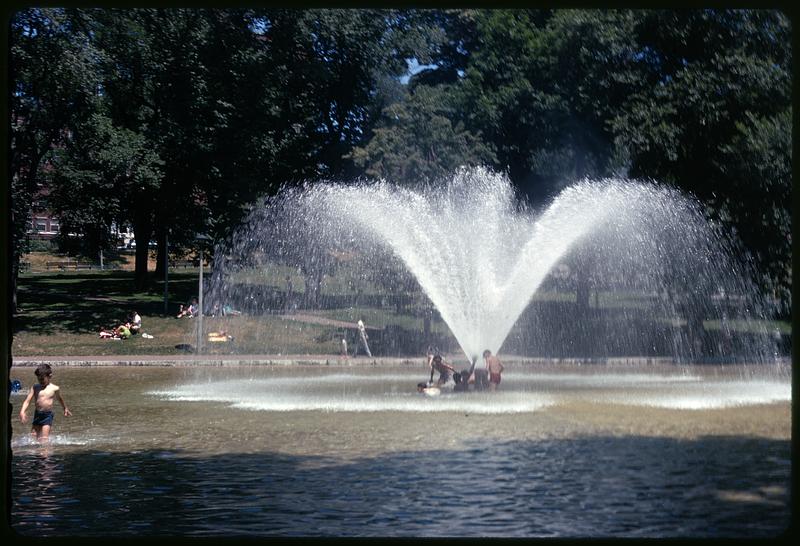 Boston Common Frog Pond spray pool - Digital Commonwealth