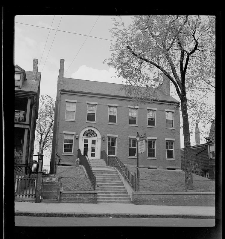 Jeffries Point Branch - Digital Commonwealth