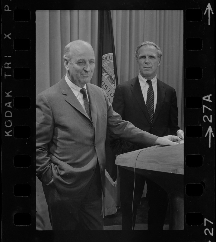 New England Patriots president Billy Sullivan speaking during unveiling ...
