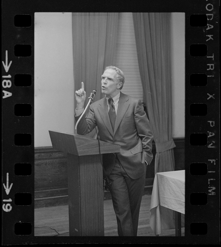 Boston Mayor Kevin White speaking at Suffolk County Republican Club ...