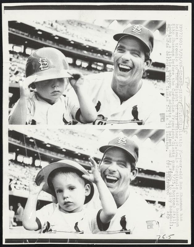 (Cards-Giants) St. Louis: Little 2 1/2-year-old Dan Shannon has helmet ...
