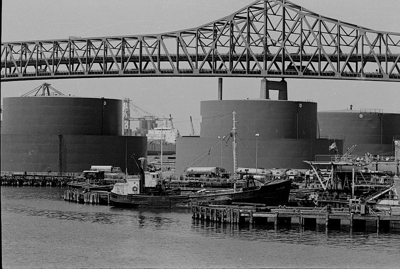 Monroe shipyard - Digital Commonwealth