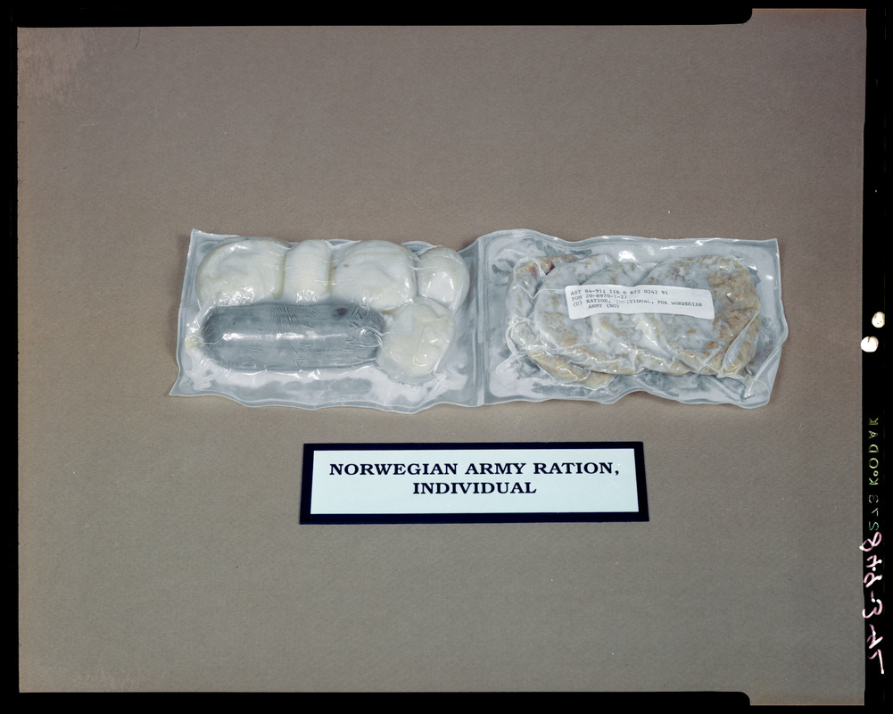 Norwegian army ration, individual - Digital Commonwealth