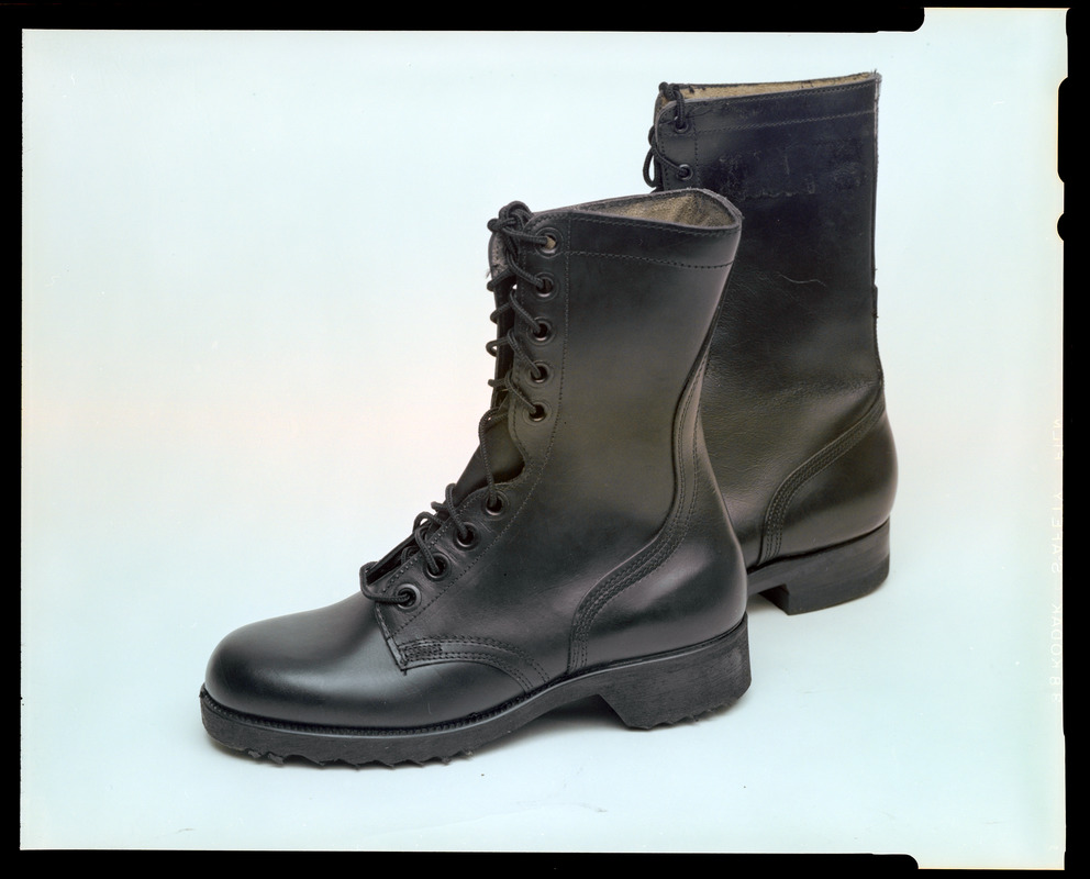 CEMEL, outline of boot upper comparing male & female boot - Digital ...