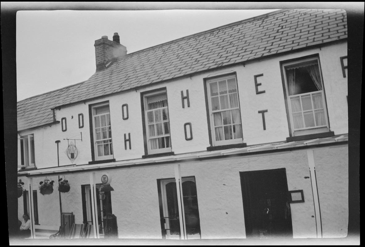 O'Doherty's in the Square or "Diamond" - Digital Commonwealth