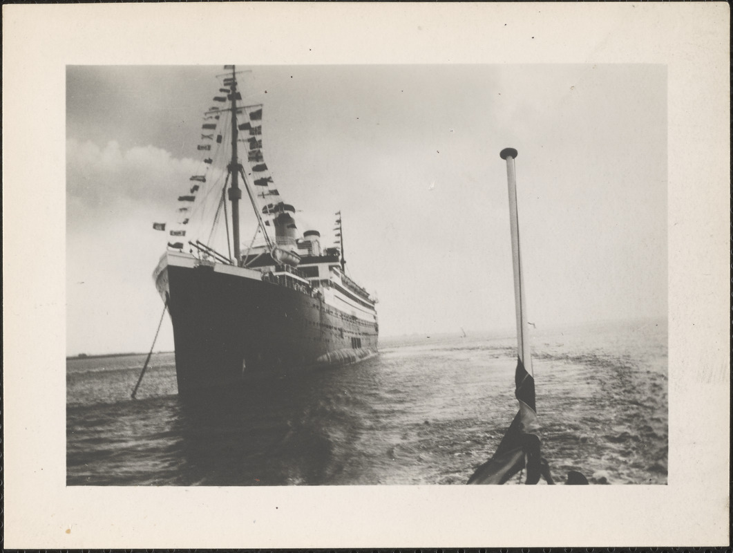S. S. Reliance, Hamburg-American Line, in the Elbe - Digital Commonwealth