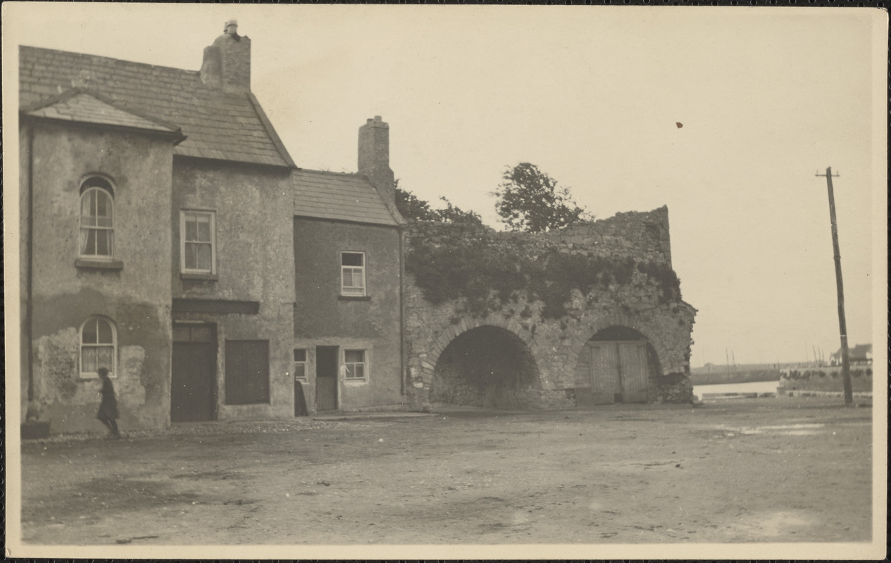 The old Spanish gate, Galway City - Digital Commonwealth