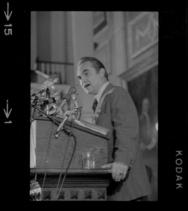 George Wallace speaking at campaign rally at Faneuil Hall - Digital ...