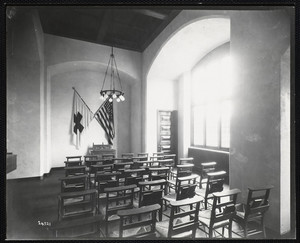 Tabor Academy, Marion, MA - students in living room - Digital Commonwealth