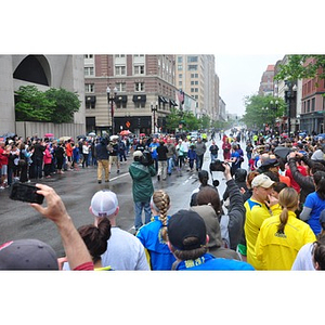 Group nears One Run finish line with crowd cheering - Digital Commonwealth