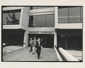 A group of men exciting Babson Library (Sept. 18, 1971) - Digital ...