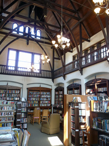 Hinsdale Public Library: interior beams - Digital Commonwealth