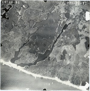 Nantucket County: aerial photograph. dpr-1k-71 - Digital Commonwealth