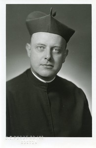 Sullivan, James D., Dean of the College of Business Administration ...