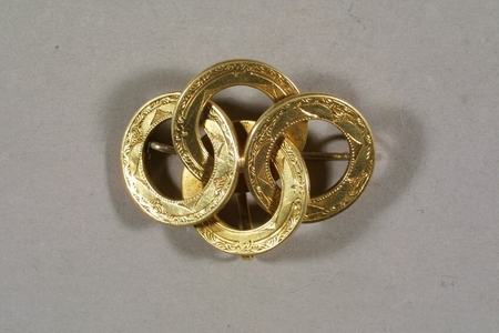 Brooch - Digital Commonwealth