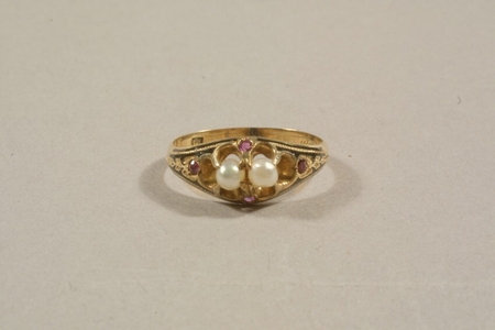 Ring - Digital Commonwealth