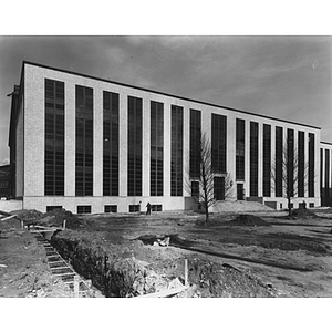 Exterior of Dodge Library during construction - Digital Commonwealth