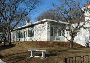 Lee Library: exterior view of addition to main building - Digital ...