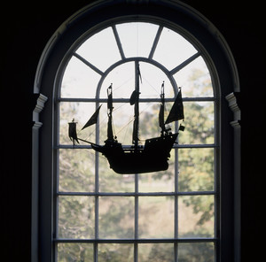 Ship model silhoutted in window, Hamilton House, South Berwick, Maine ...
