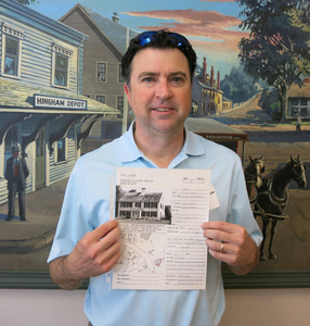 Hans Von Der Luft at the Hingham Mass. Memories Road Show - Digital ...