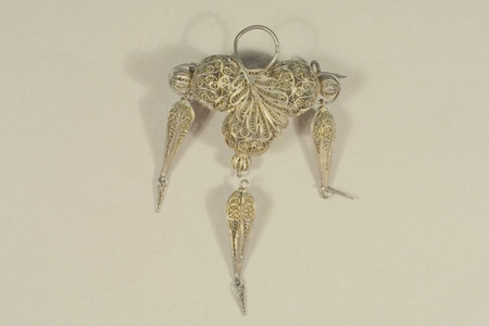 Brooch - Digital Commonwealth